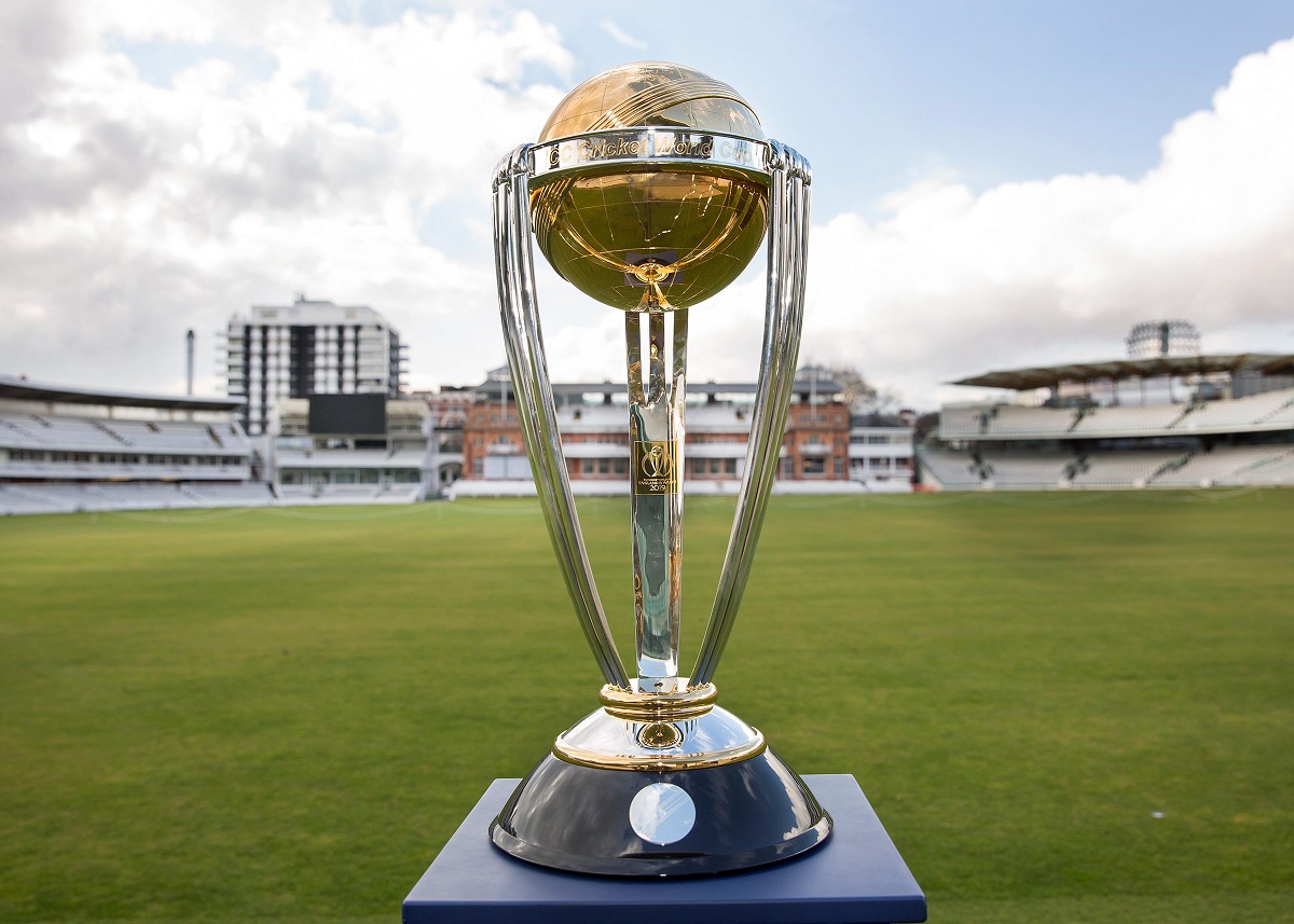 Custom Trophy In Dubai